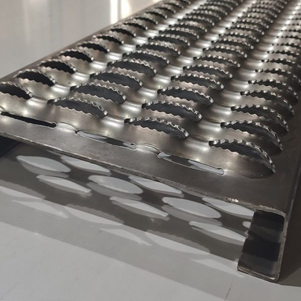 Diamond Grating - Emerald Steel Industries